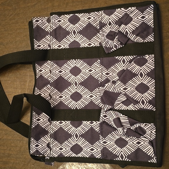thirty-one | Bags | Thirtyone Zip Top Organizing Utility Tote Nip ...
